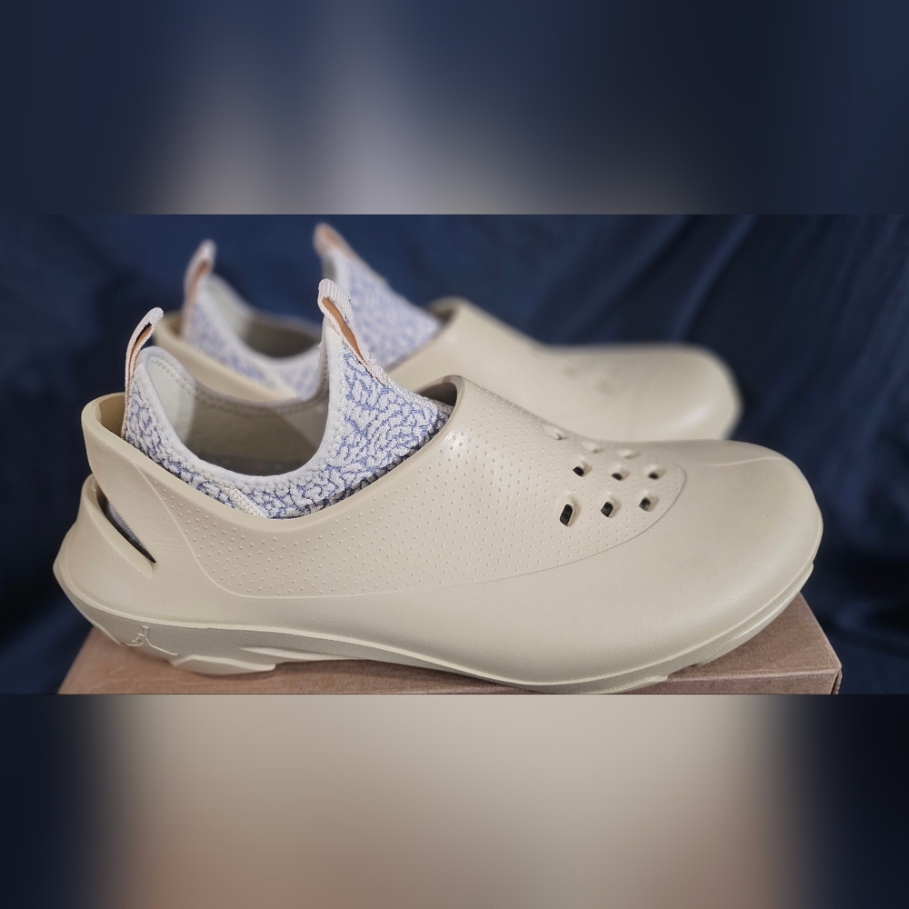 Nike Air Jordan System.23 Clogs Team Gold Dn4890-700 … - Gem